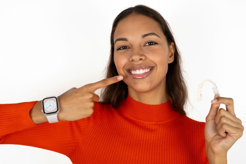 Use These Tips to Meet Your 22-Hour SureSmile Wear Time